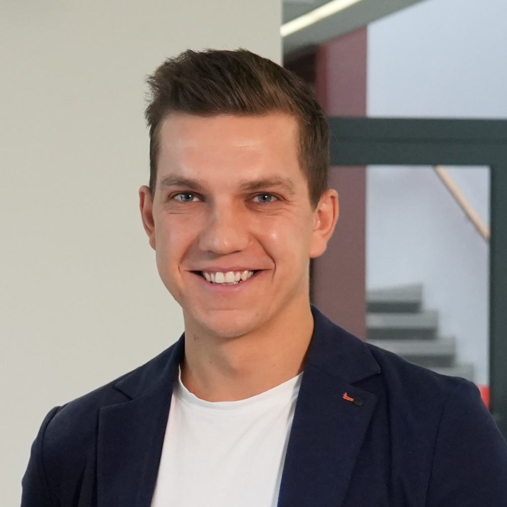 Leadership Training & Skill Development - Leaders21